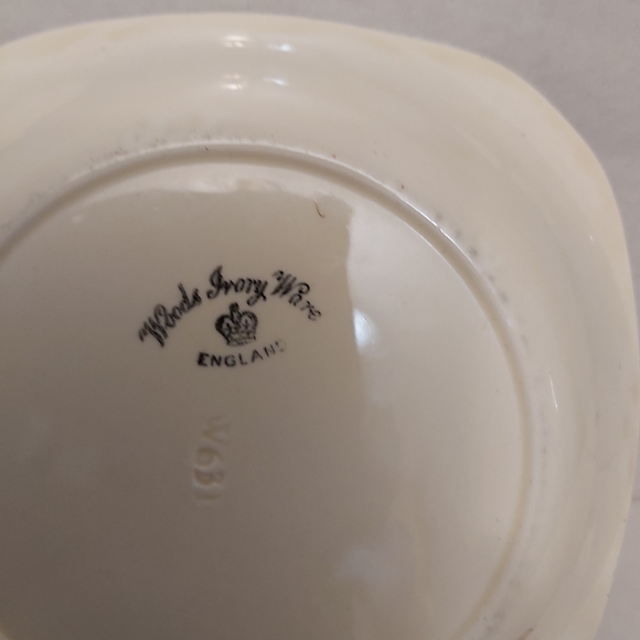 Woods ivory ware | Dining | Porcelain Vintage 2 Porcelain Plats Woods ...